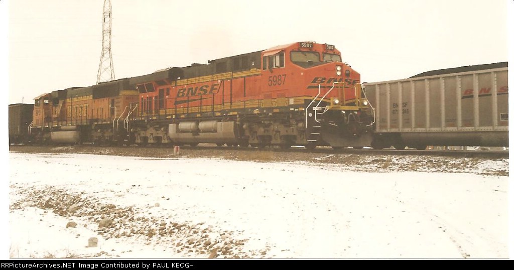 BNSF 5987 rolls south to KC, Ks. with a loaded coal train.